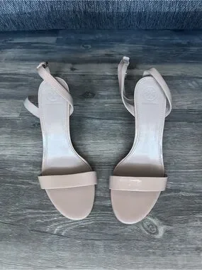 Tory Burch | Shoes | Tory Burch Elana Beige Heels Light Oak Patent ...